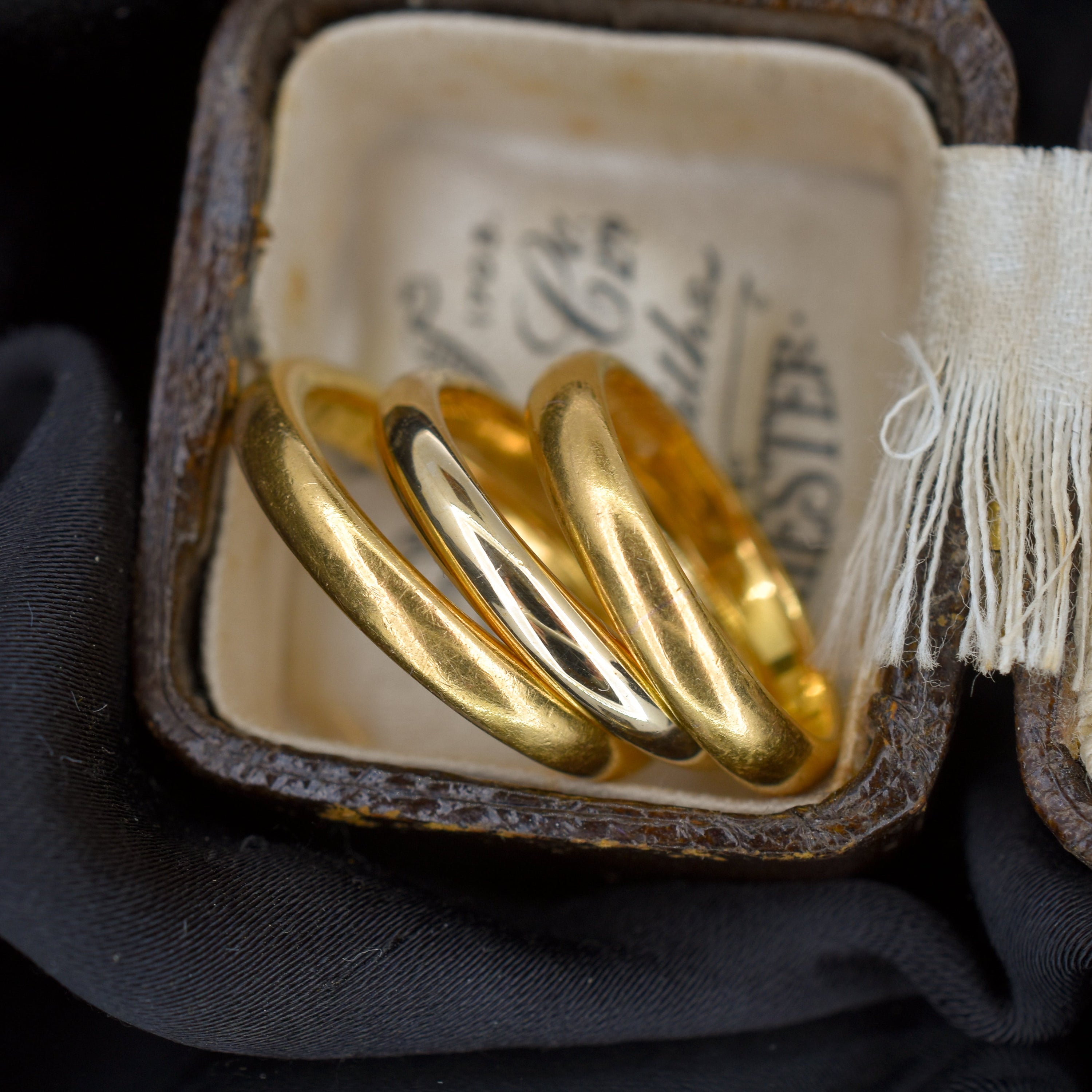 Antique and Vintage Rings for Sale – Lancastrian Jewellers