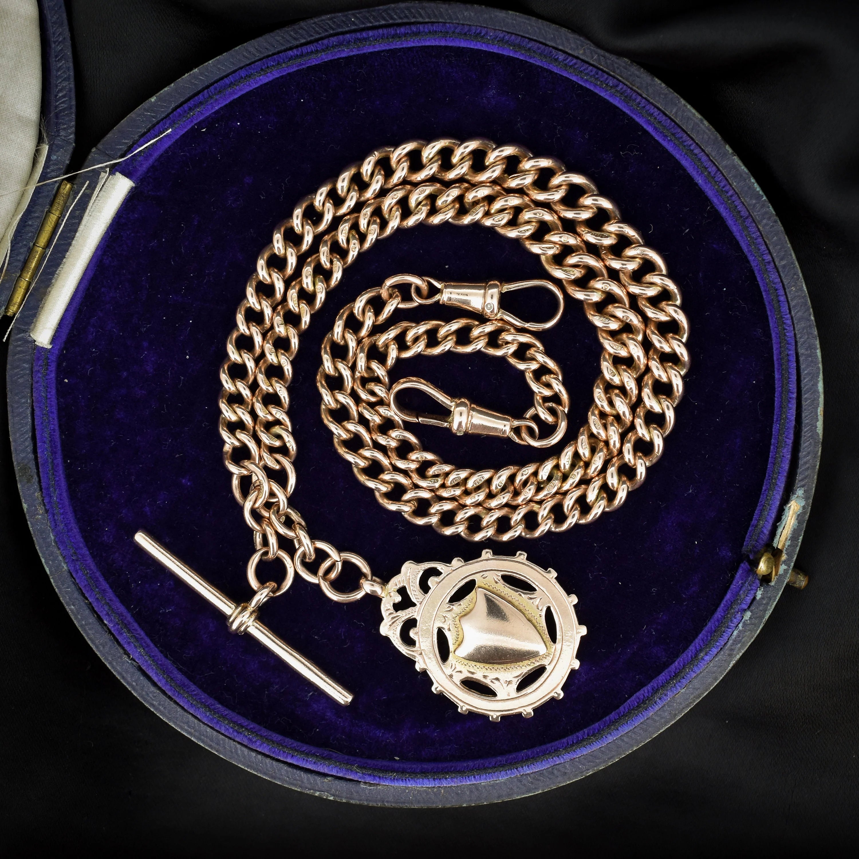 Antique and Vintage Chains for Sale – Lancastrian Jewellers